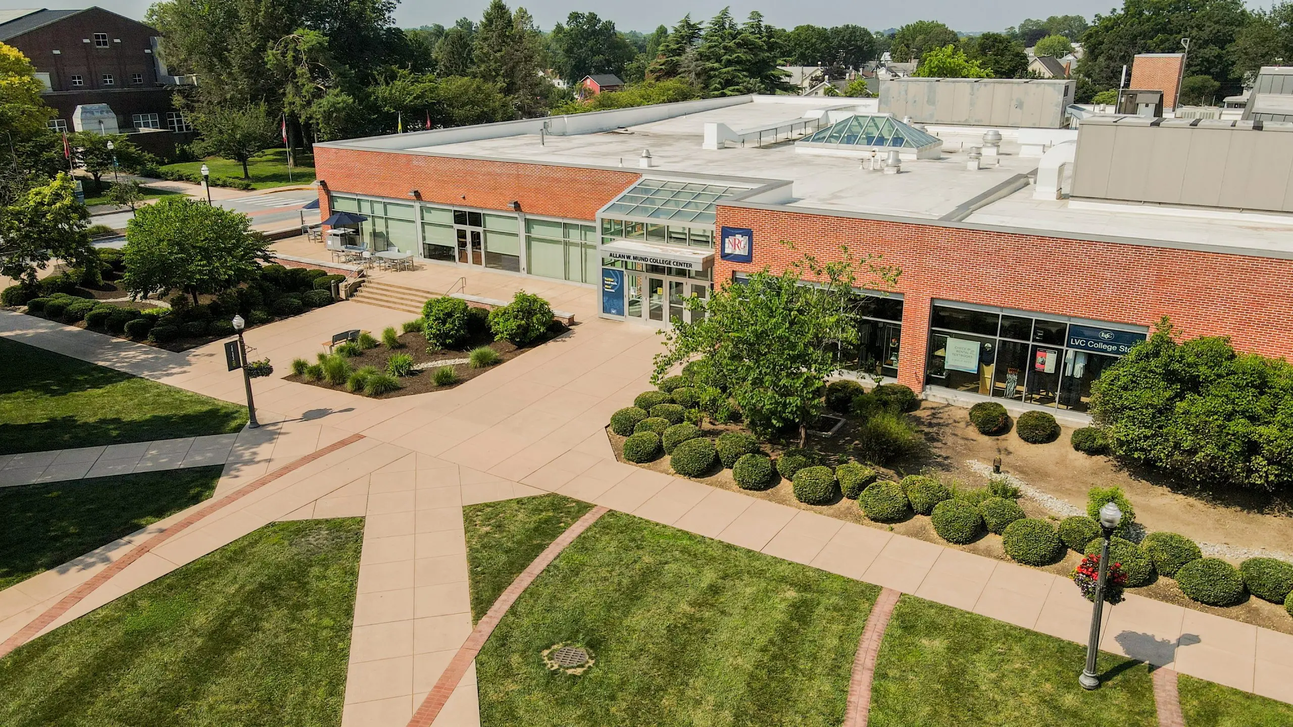 Mund College Center - Student Life