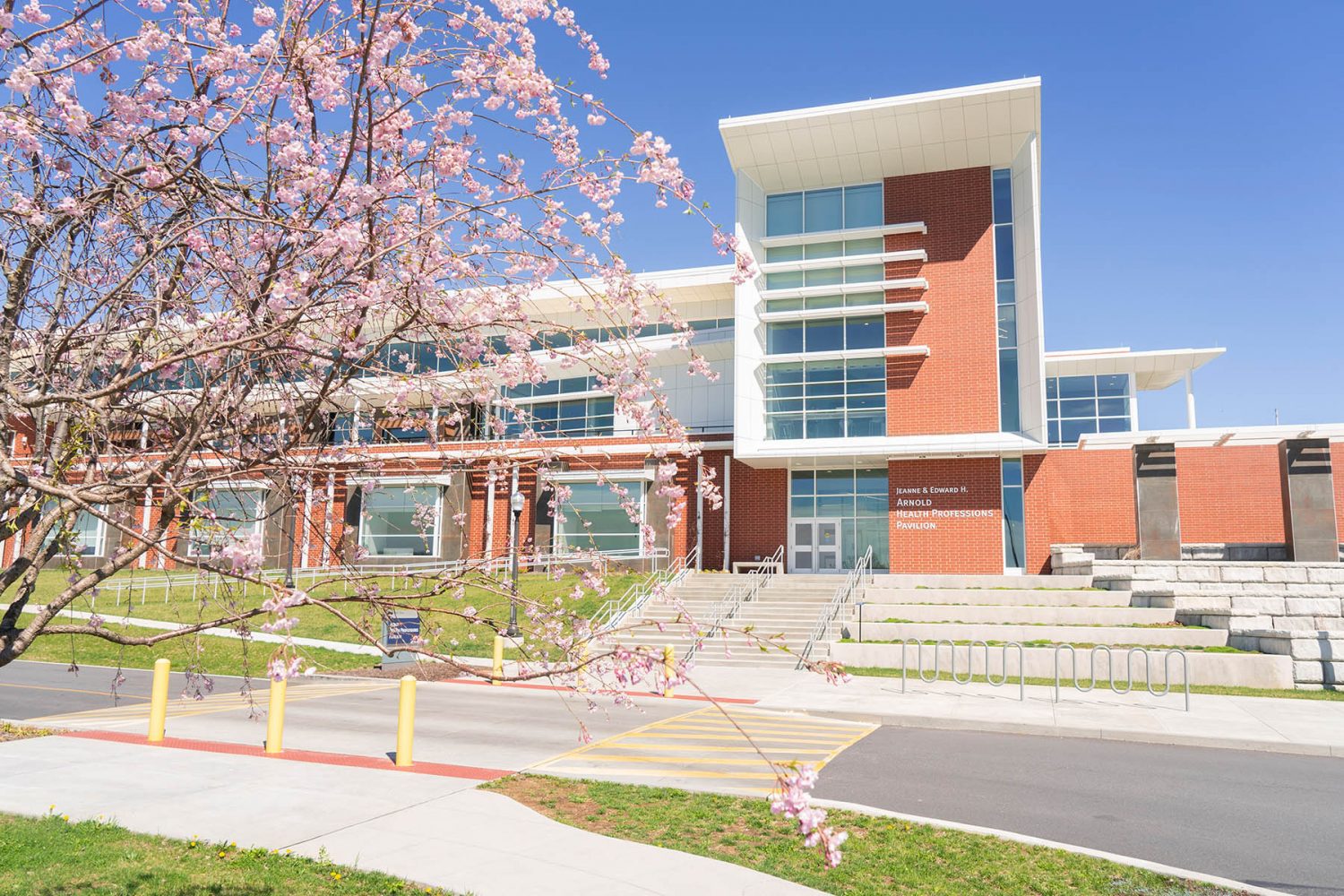 Jeanne and Edward H. Arnold Health Professions Pavilion | Lebanon ...